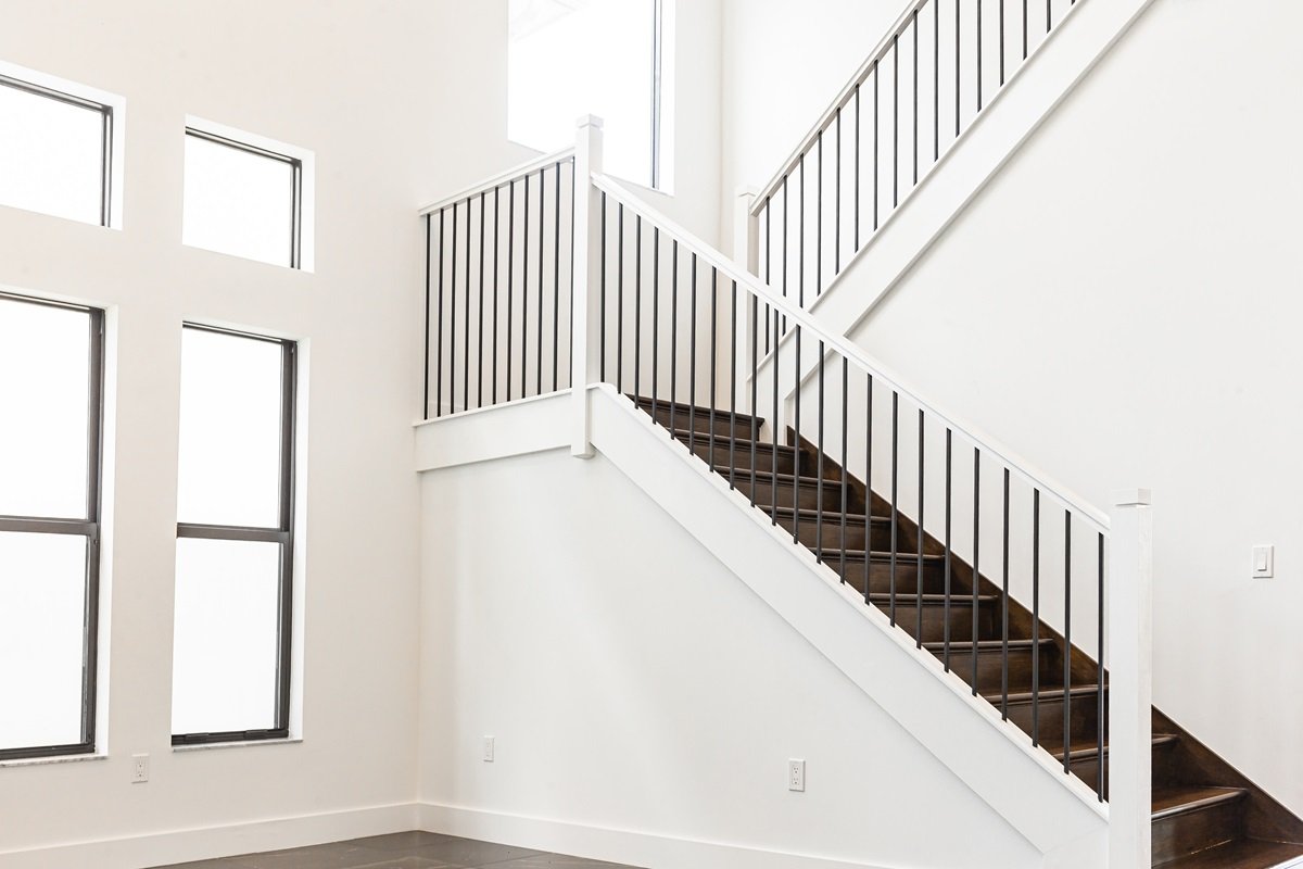 Best Types of Baluster Brackets for Indoor Stair Railings | UNIKIM